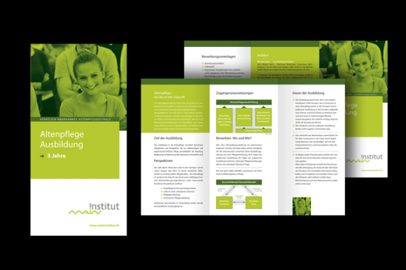 Flyer für Aus- & Weiterbildungsangebote - STRAIGHT Frankfurt